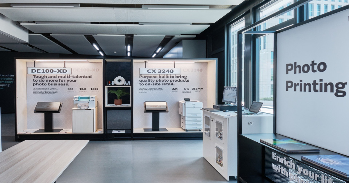 Fujifilm Europe eröffnet offiziell das neue Fujifilm Print Experience ...